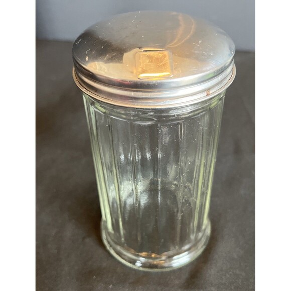 Chicago Glass Company | Kitchen | Vtg Chicago Brand B8 Sugar Dispenser ...
